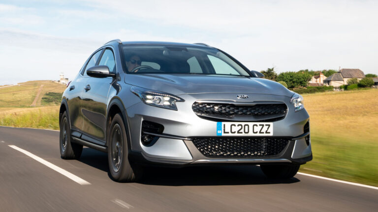 Descubre el nuevo Kia Xceed 16 GDI PHEV eDrive Automático: ¡La ...